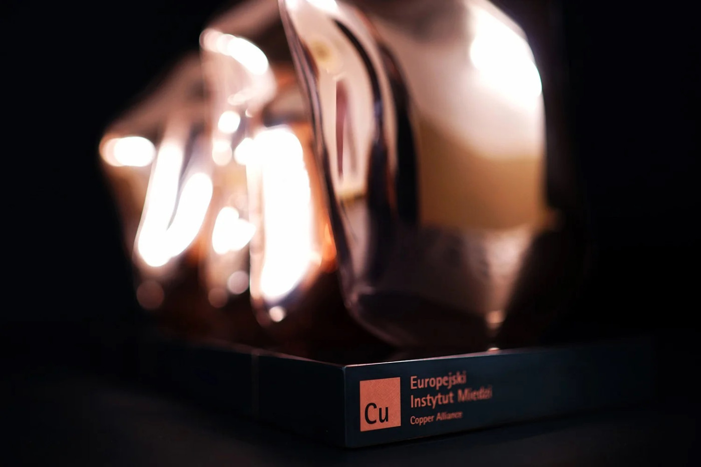 CU+ Trophy - Zieta Studio